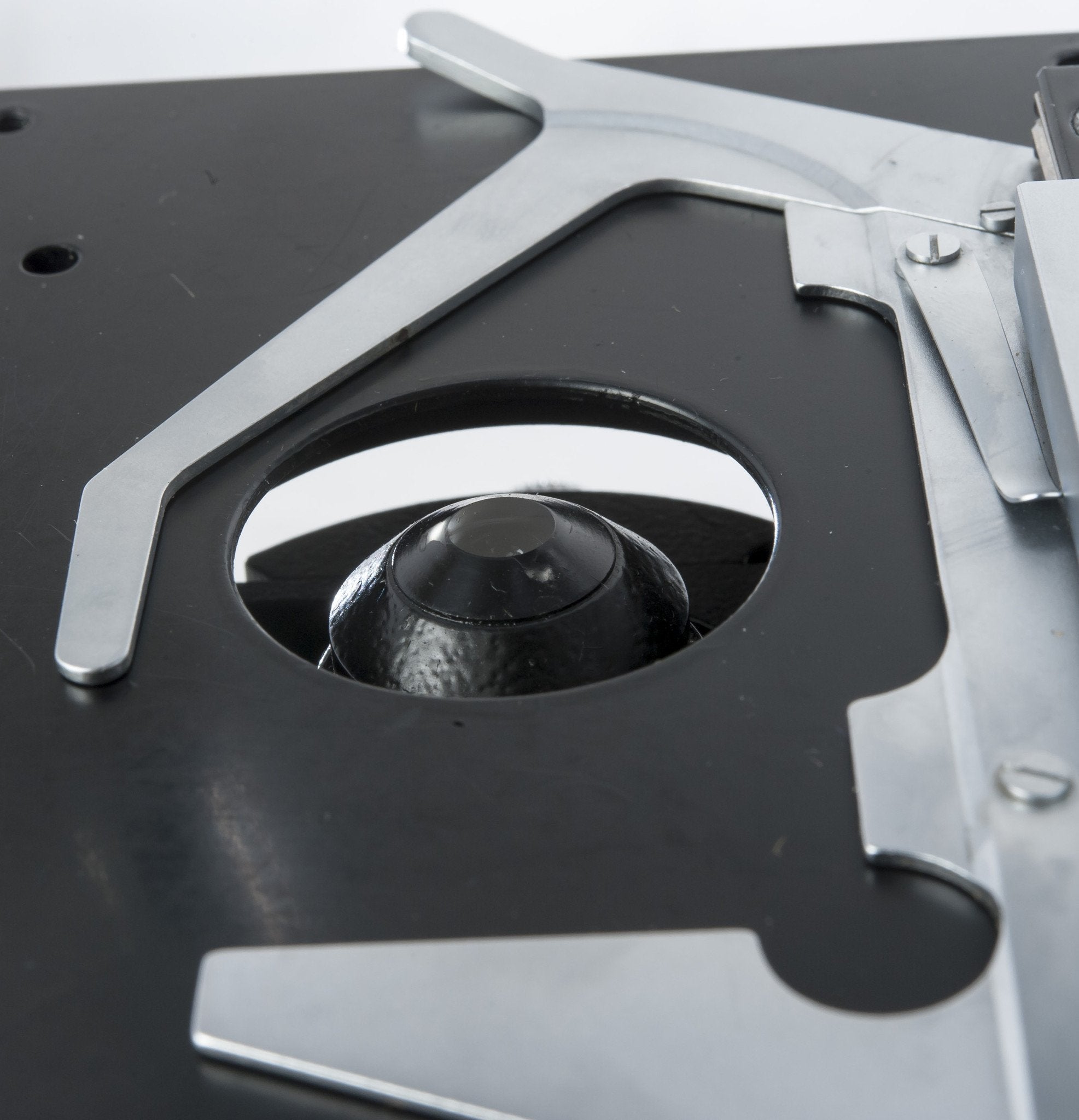 Leitz HM-LUX Binocular Microscope | Microscope Central