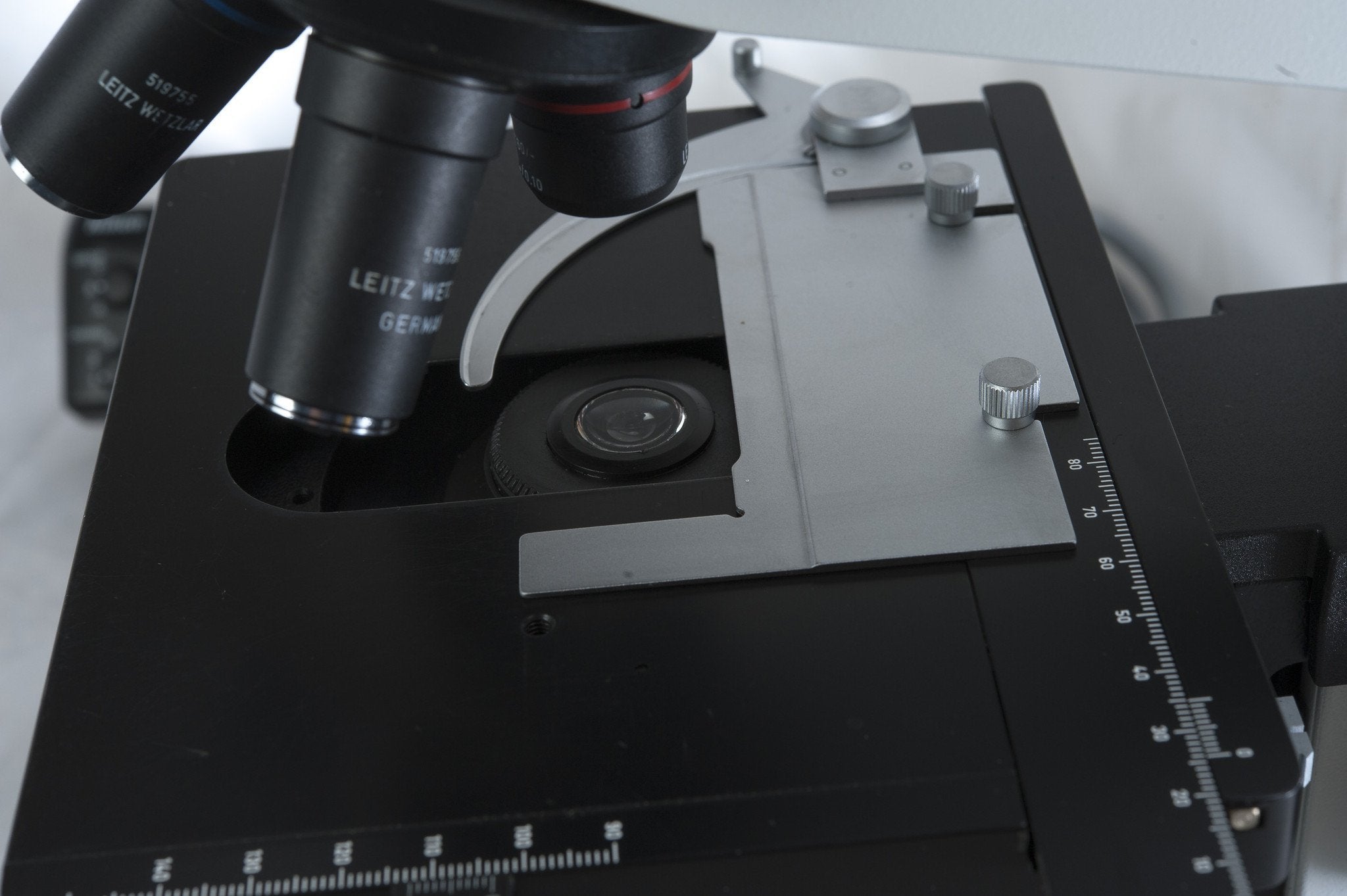 Leitz Microlab Binocular Microscope – Microscope Central
