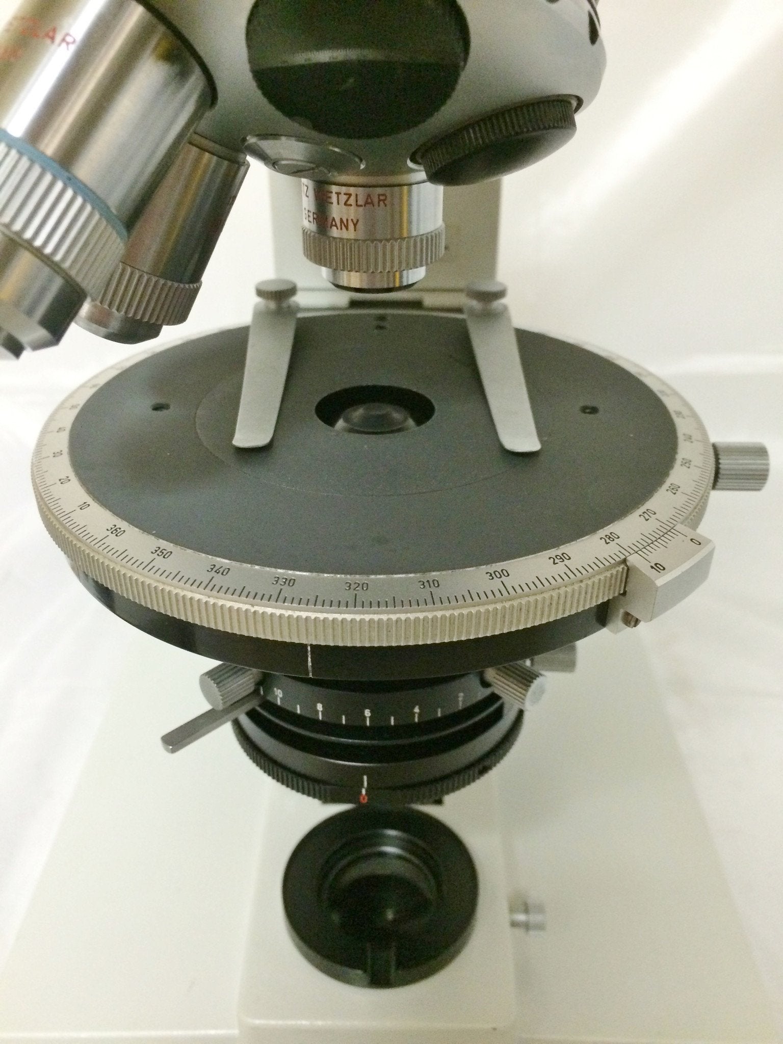 Leitz SM-LUX-POL Polarizing Microscope Refurbished – Microscope Central